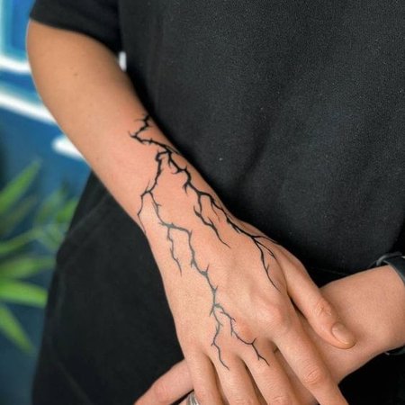 Top Tatuajes de Rayos: Significado & Diseños & Ideas - VeAn Tattoo