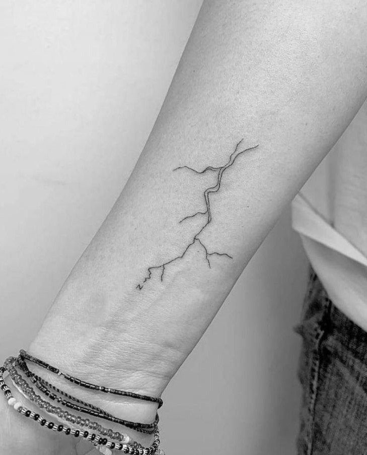 Top Tatuajes de Rayos: Significado & Diseños & Ideas - VeAn Tattoo