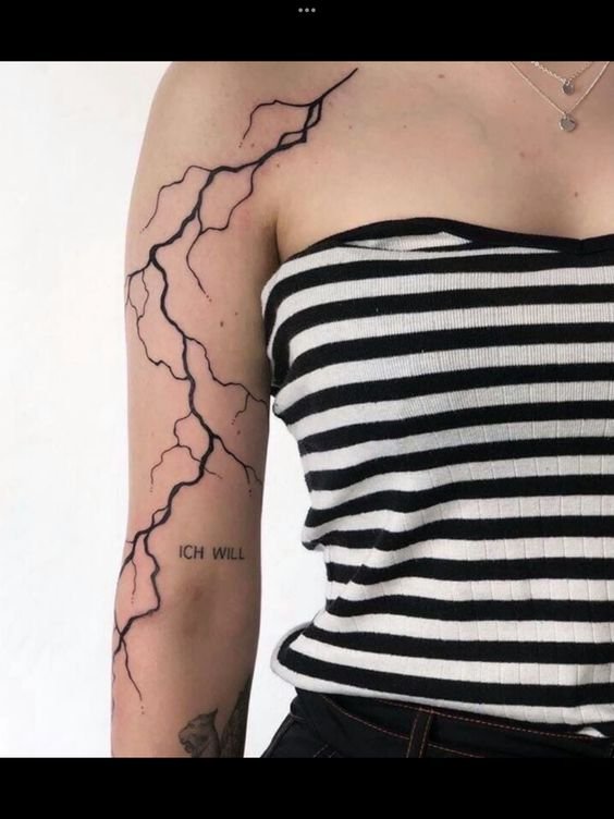 Top Tatuajes de Rayos: Significado & Diseños & Ideas - VeAn Tattoo
