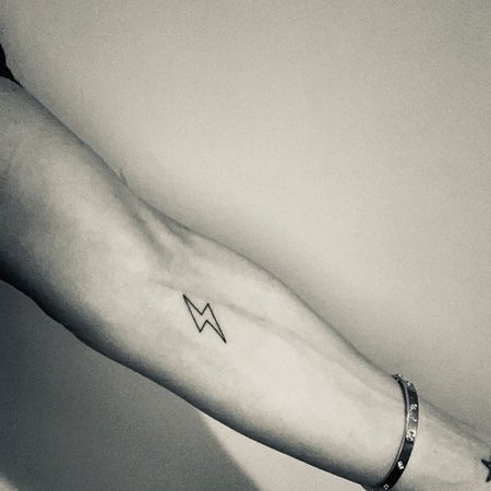 Top Tatuajes de Rayos: Significado & Diseños & Ideas - VeAn Tattoo